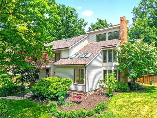 105 Northbrook Dr