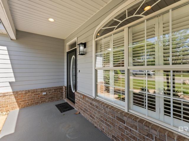 105 Natchez Trace