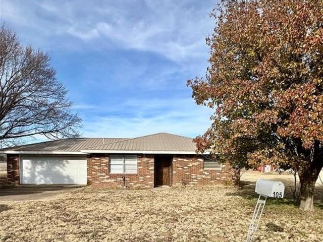 105 NW Boundry Rd, Erick, OK 73645