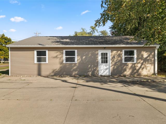 105 S 6th Street