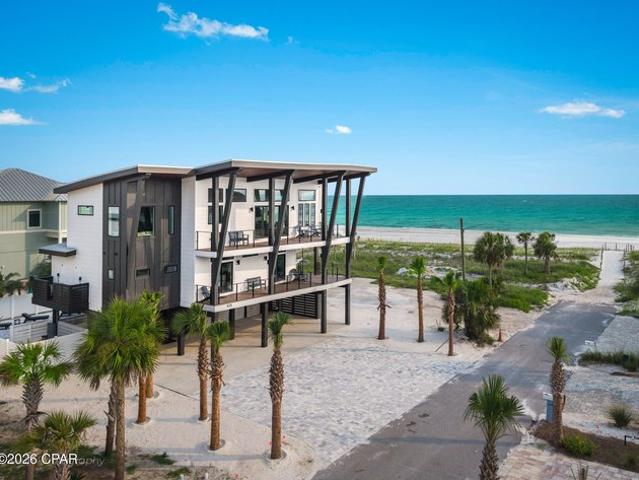 105 S 26th St, Mexico Beach, FL 32456