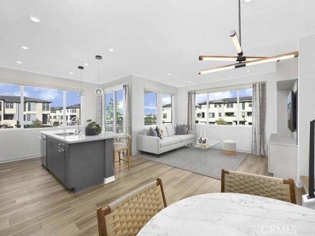 105 S Laxore St Unit 502, Anaheim, CA 92804