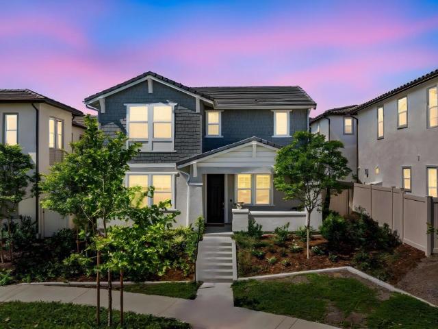 105 S Nevada Ave
