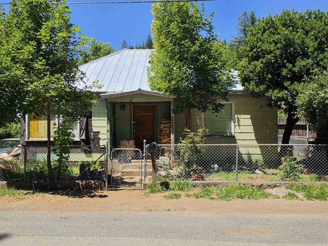 105 S Second St, Dunsmuir, CA 96025
