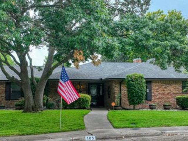 105 Santa Fe Cir, Waxahachie, TX 75165