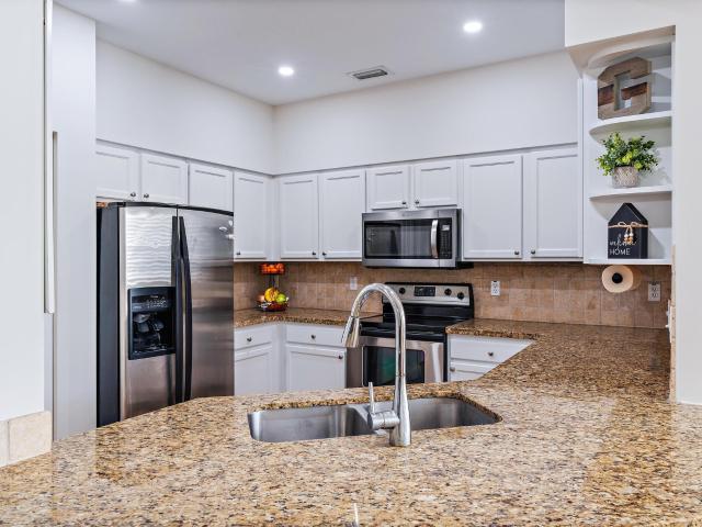 105 Santiago Dr, Unit 102, Jupiter, FL 33458 | MLS #R11162 | Compass