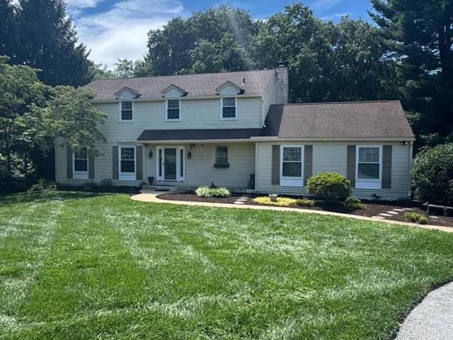 105 Scotts Glen Road