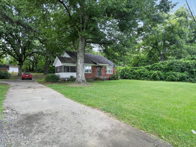 105 SE Boundary Street