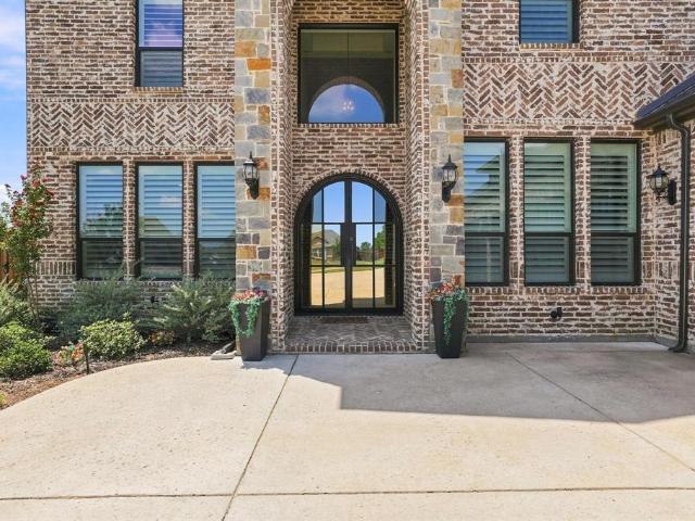105 Shawnee Trail