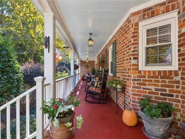 105 Sherwood DR