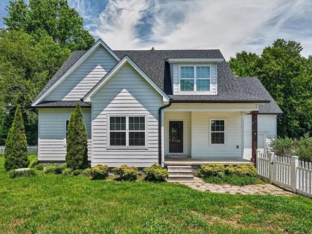 105 Shiloh Ln, Smithville, TN 37166