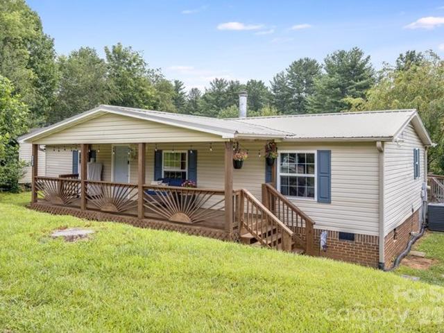 105 Short Meadow Dr, Candler, NC 28715