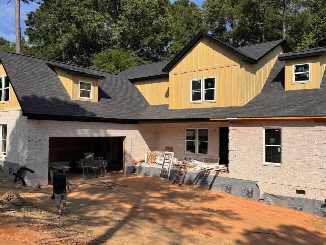 105 Silver Lake Circle