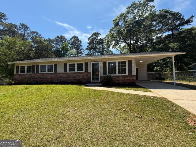 105 Sir Lancelot Avenue
