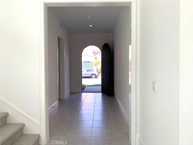 105 Sky Heights