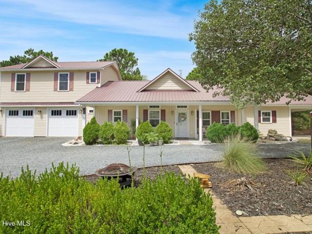 105 Stump Sound Church Rd, Holly Ridge, NC 28445