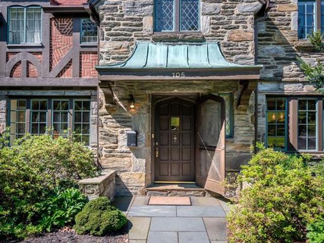 105 Stratford Road