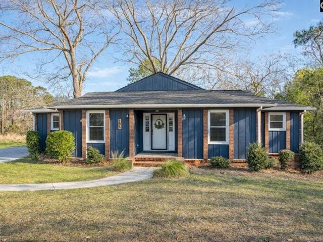 105 Sweetbriar Dr, Cayce, SC 29033