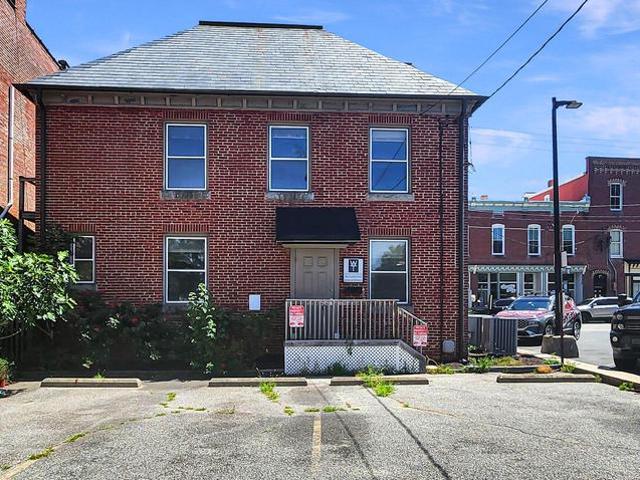 105 Pearl Street
