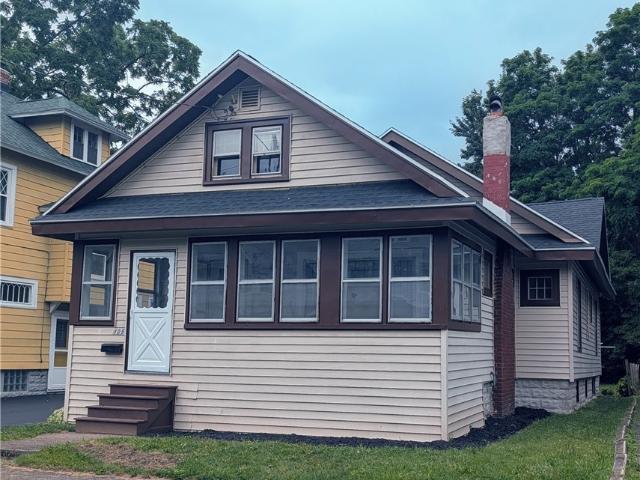 105 Peck Avenue