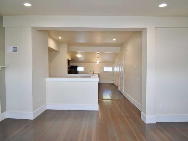 105 Peete Street 1 Bedroom Apartment for Rent at 105 Peete St, Cincinnati, OH 45202 Over The Rhine