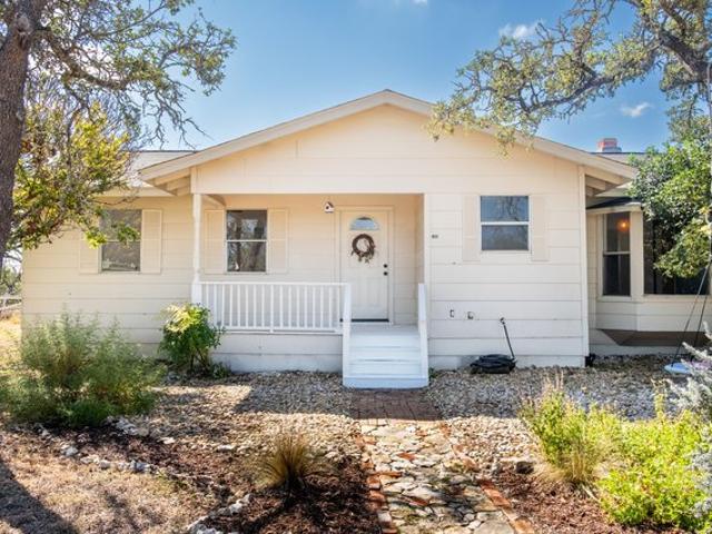105 Peggy St, Mountain Home, TX 78058