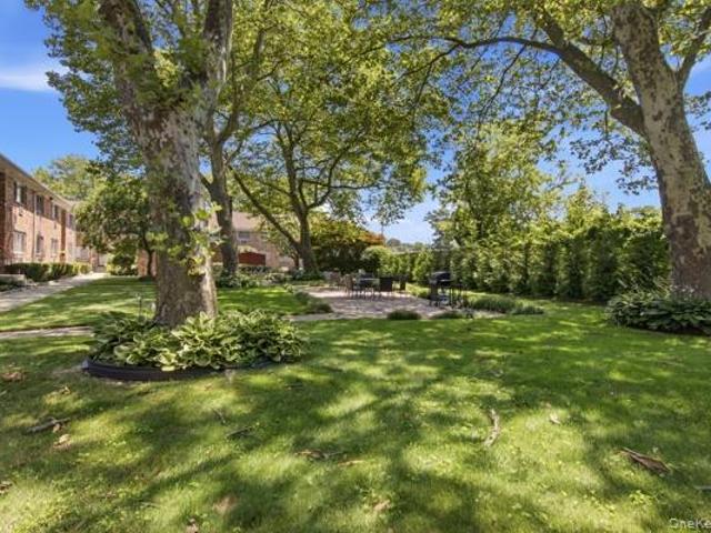 105 Prime Avenue B6
