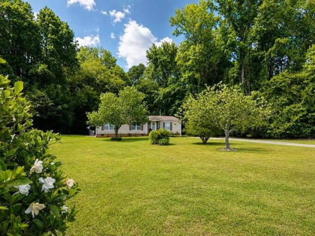 105 Roe Ln, Clayton, NC 27527