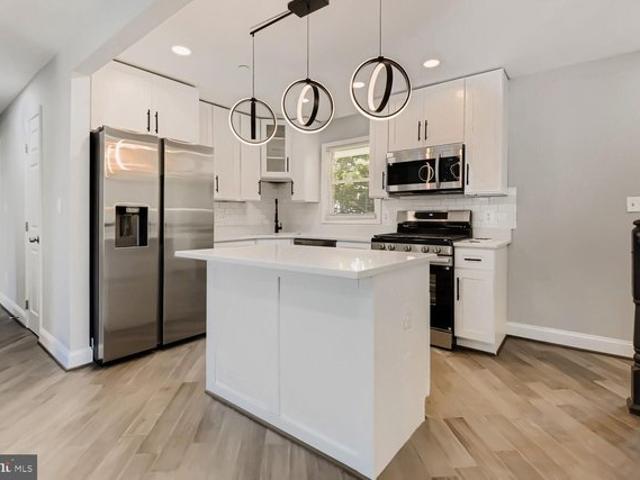 105 Rosecrest Dr, Annapolis, MD 21403