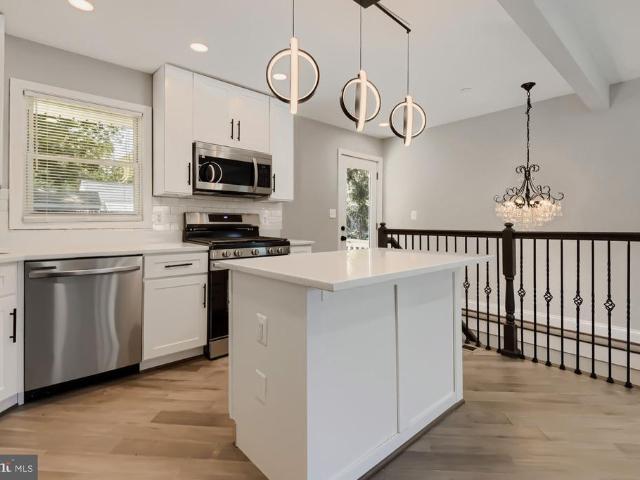 105 Rosecrest Drive