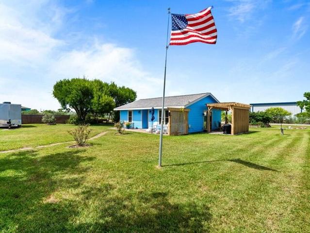 105 Rattlesnake Point Rd Unit D, Rockport, TX 78382