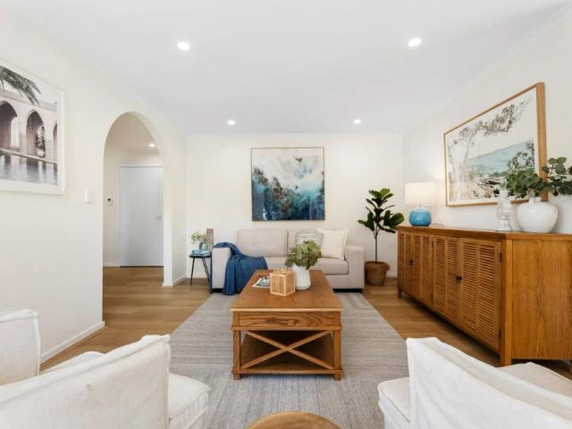 105 Raheen Avenue