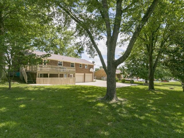 105 Raindrop Ln