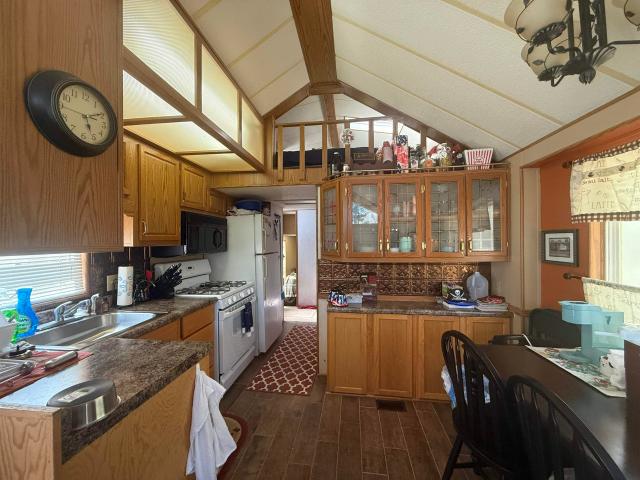 105 Red Oak Drive
