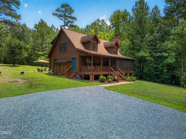 105 Redwing Ln, Moncure, NC 27559