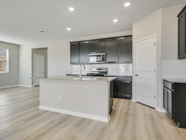 105 Rivendale St, Liberty Hill, TX 78642