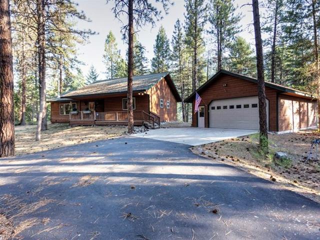 105 River Ridge Ln E, Superior, MT 59872