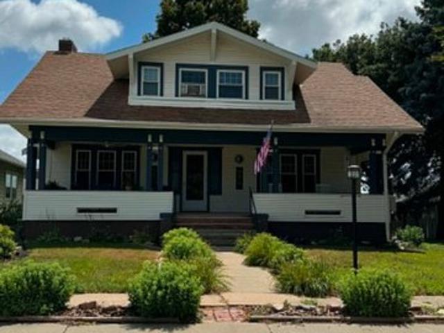 105 W 6th St, Neligh, NE 68756