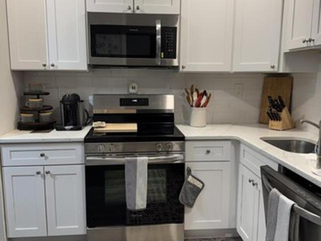 105 W Amberly Dr W Unit G, Manalapan, NJ 07726