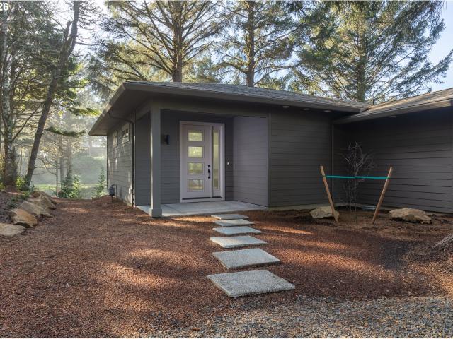 105 w bay point rd
