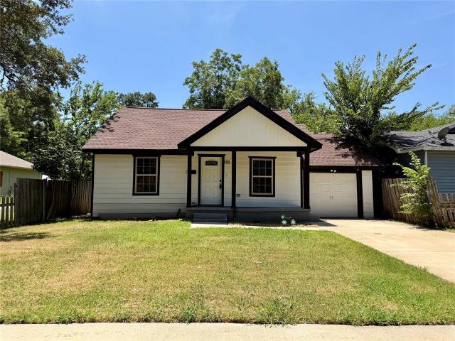 105 W Damon Street