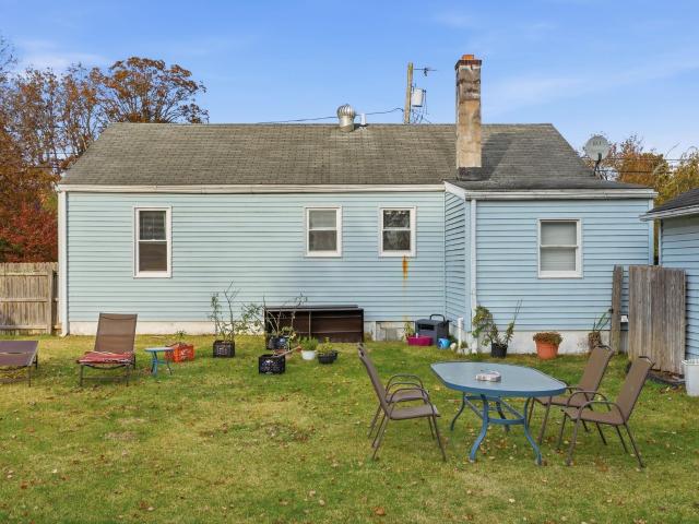 105 W Edgewood Ave