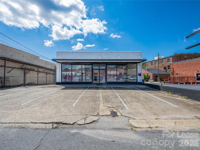 105 W Henderson Street