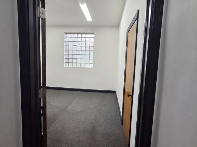 105 W Lincoln Highway # 4