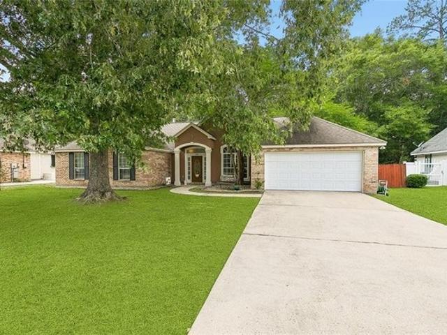 105 W Silver Maple Dr, Slidell, LA 70458