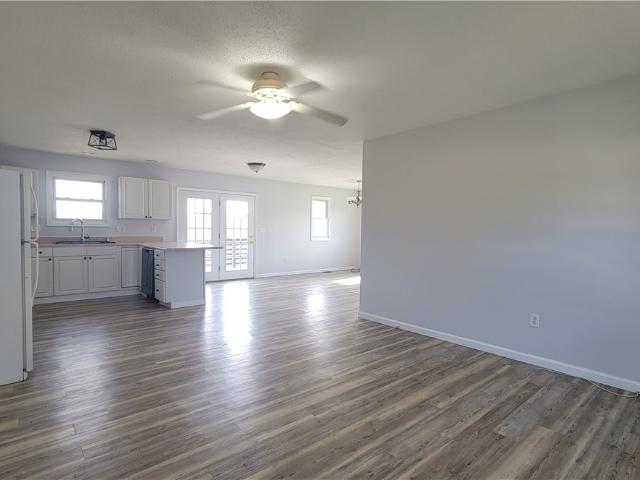 105 Woodcrest Lane