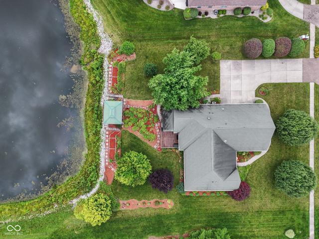 105 Woodfield Green