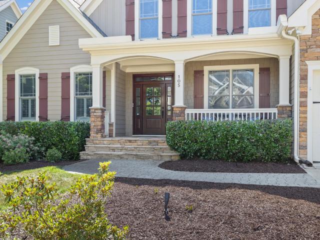 105 Woodland Ridge Court