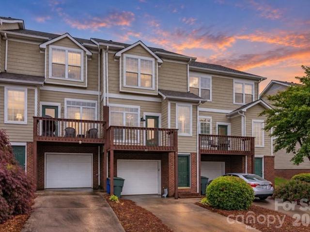 105 Woodsong Ln, Mooresville, NC 28117