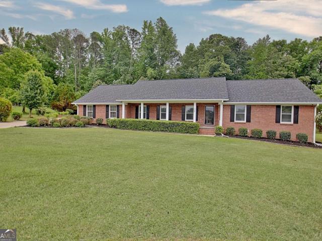 105 Walden Way